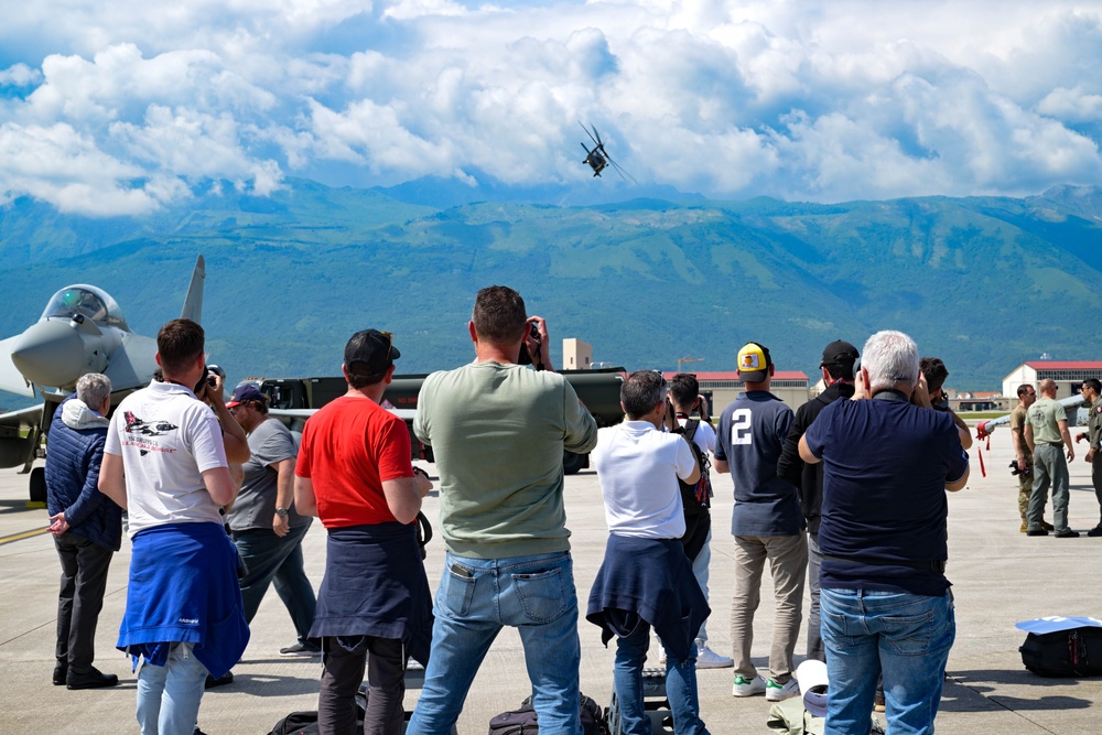 DVIDS - Images - 31st Anniversary of the 31st Fighter Wing [Image 6 of 6]