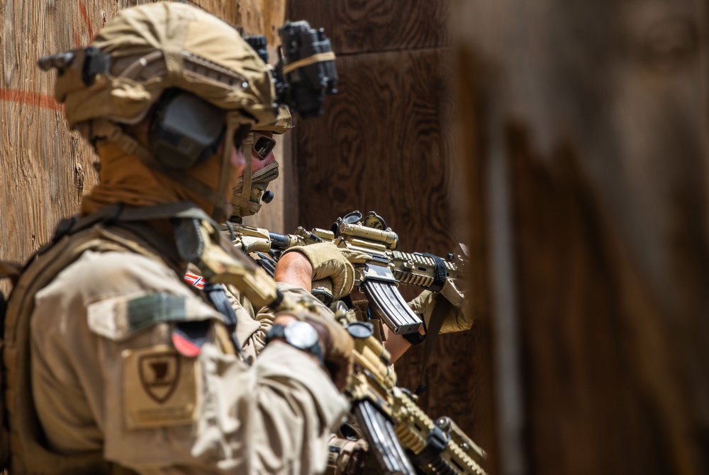 DVIDS - Images - Coalition Members Conduct Close-Quarters Battle ...