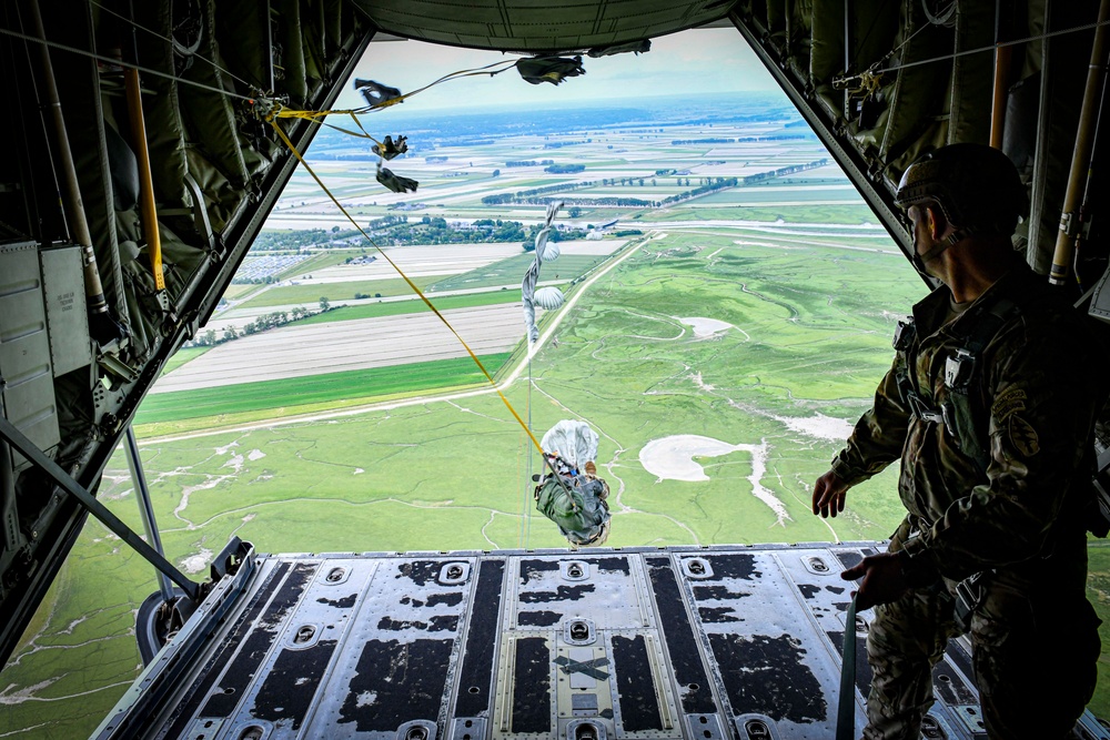 DVIDS - Images - SOCEUR conducts airborne jump over Mont-Saint-Michel ...