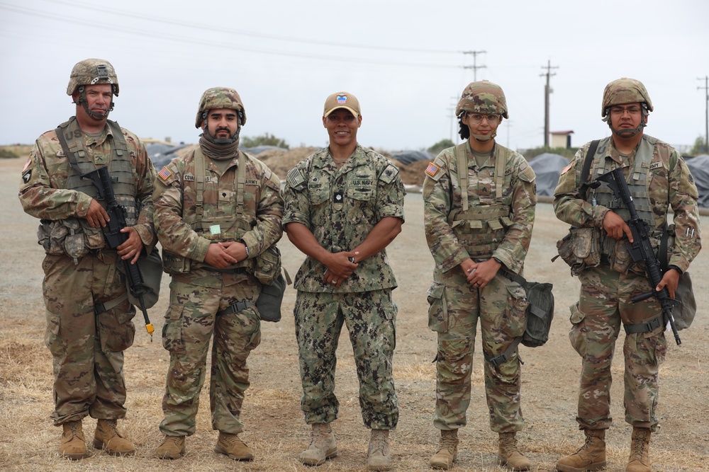 DVIDS - Images - DLA Energy Commander Commends Army Reserve ...