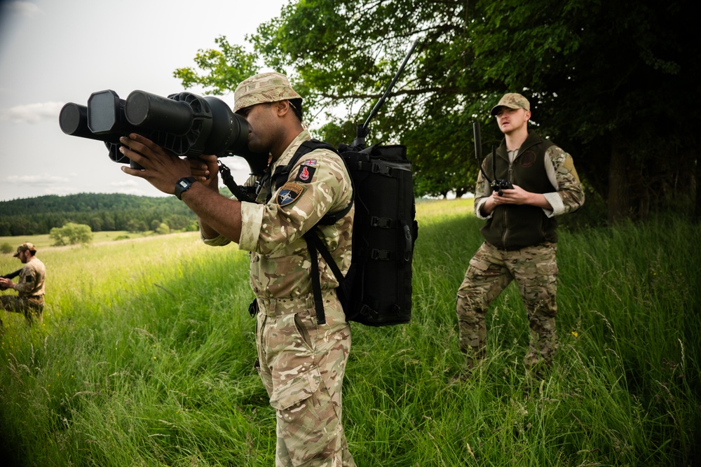 DVIDS - Images - The Royal Yorkshire Regiment jams incoming drones during Project Flytrap [Image ...