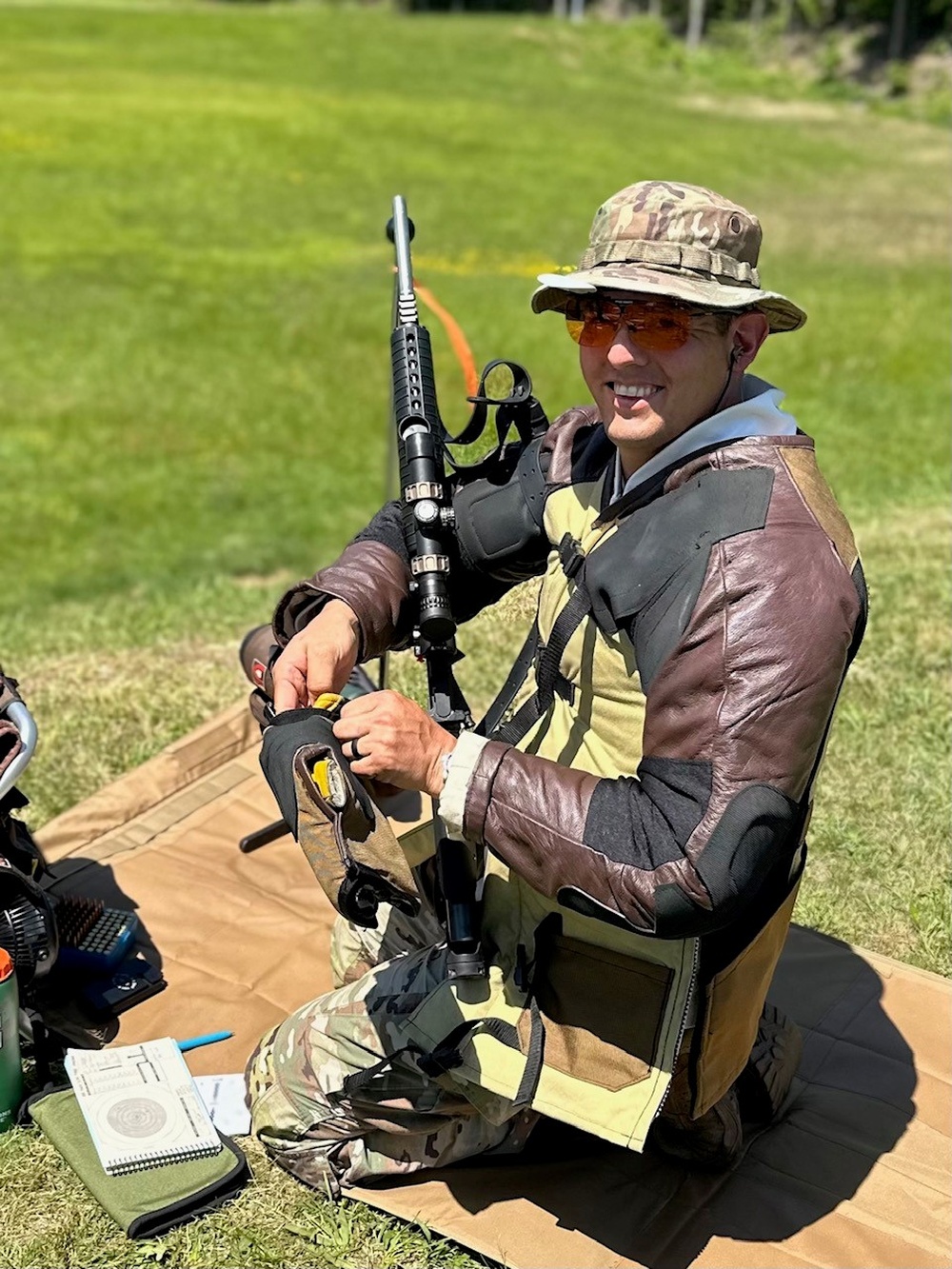 DVIDS - Images - Army entomologist hits mark during Interservice Rifle ...