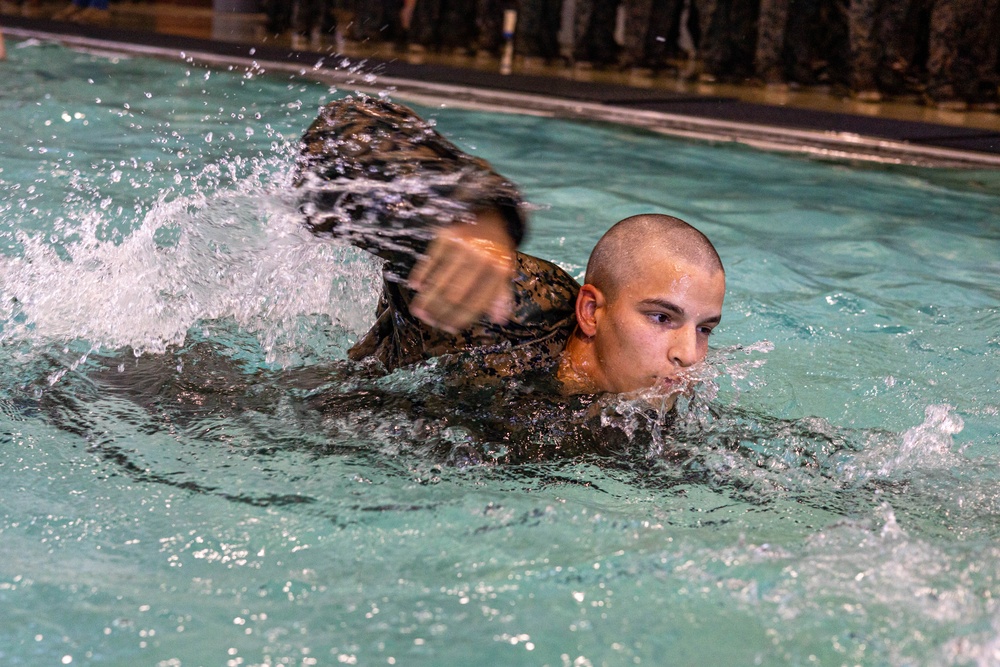 DVIDS - Images - Golf Company Swim Qualification [Image 6 of 7]