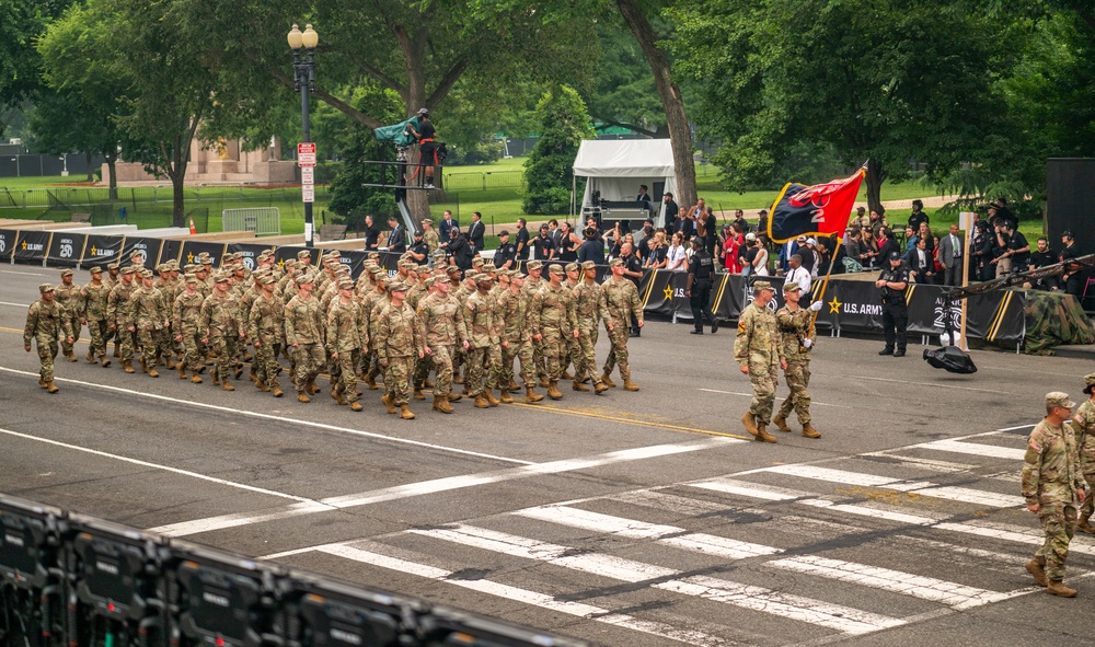 DVIDS - Images - Army’s 250th Birthday Parade Pass in Review [Image 56 ...