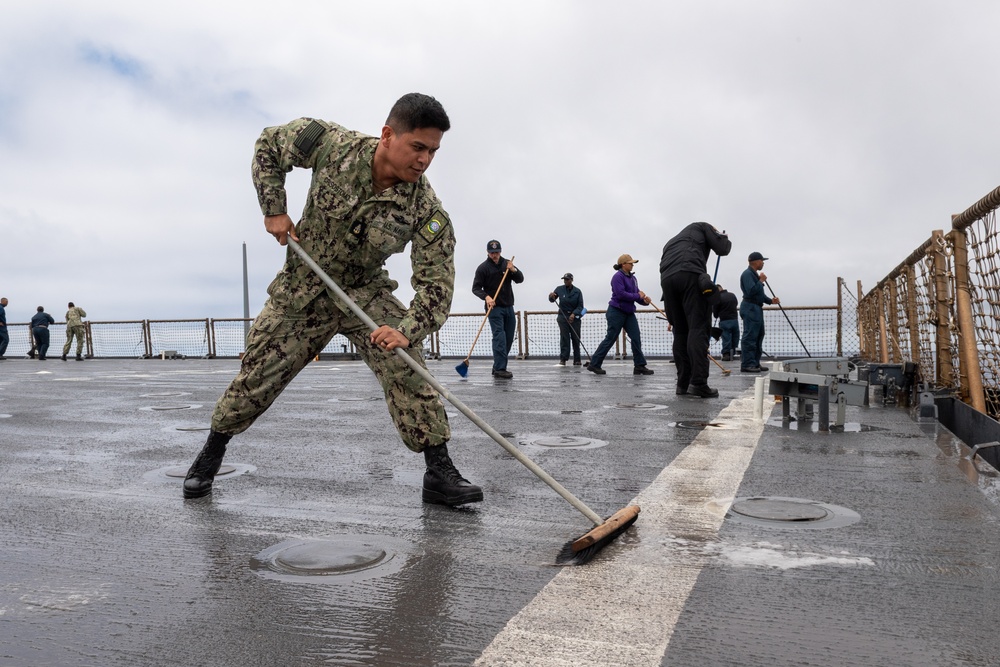 DVIDS - Images - USS PEARL HARBOR (LSD 52) Sailors man the rails as the ...