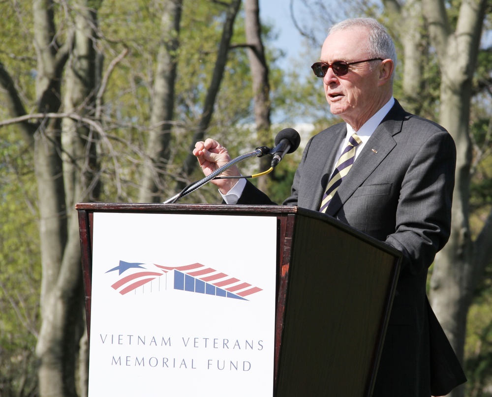 DVIDS - News - Vietnam Wall Turns 30 as Officials Plan Education Center