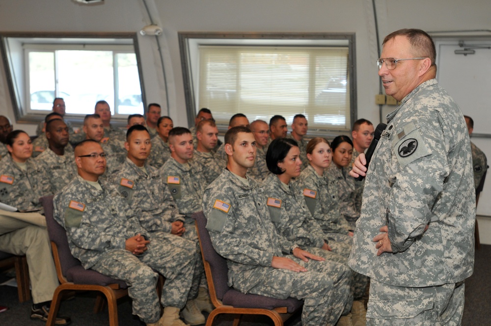 DVIDS - News - Army Reserve Chief Presses for Better Career Management