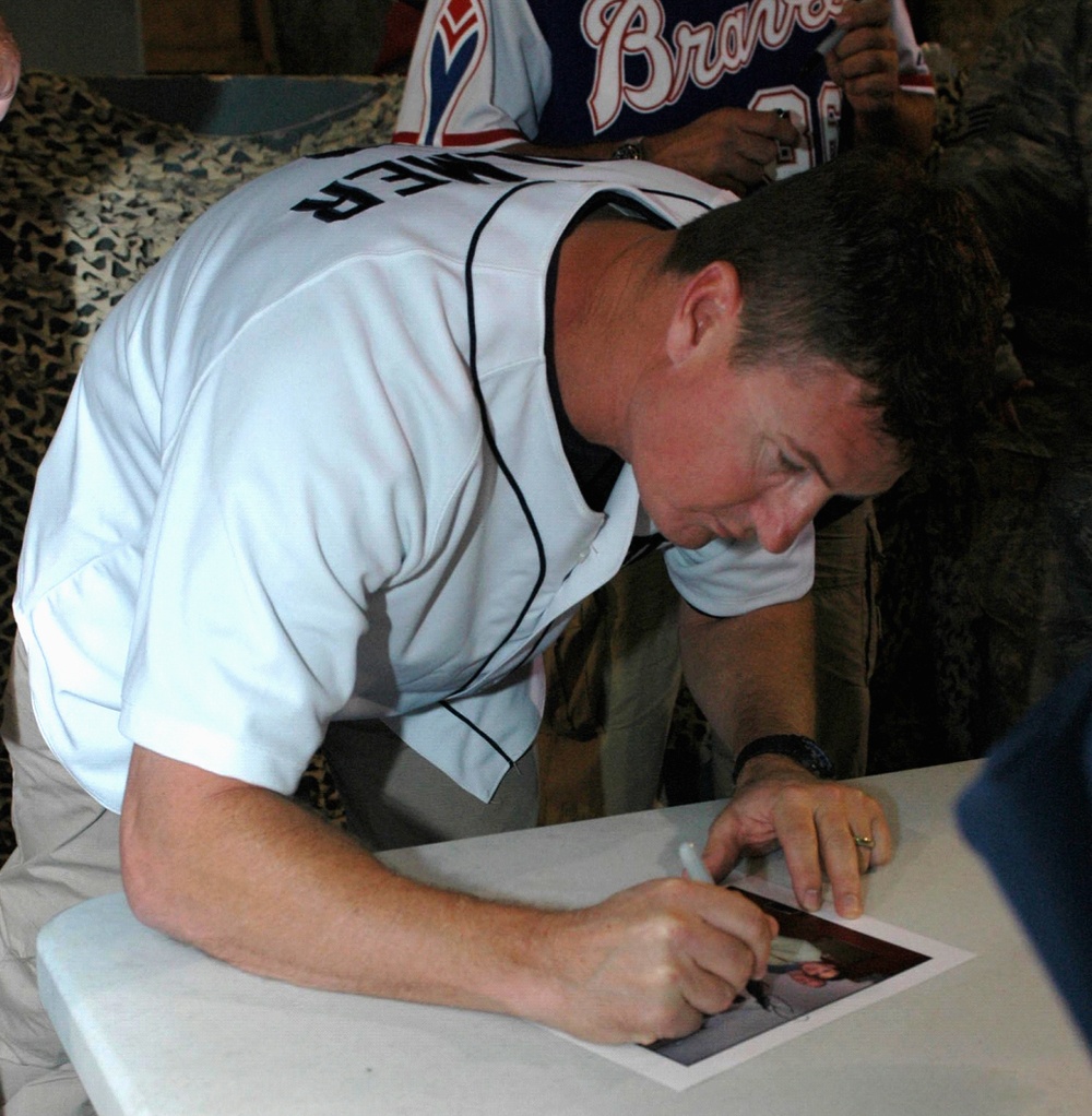 DVIDS - News - Retired Baseball Players Visit Troops in Afghanistan