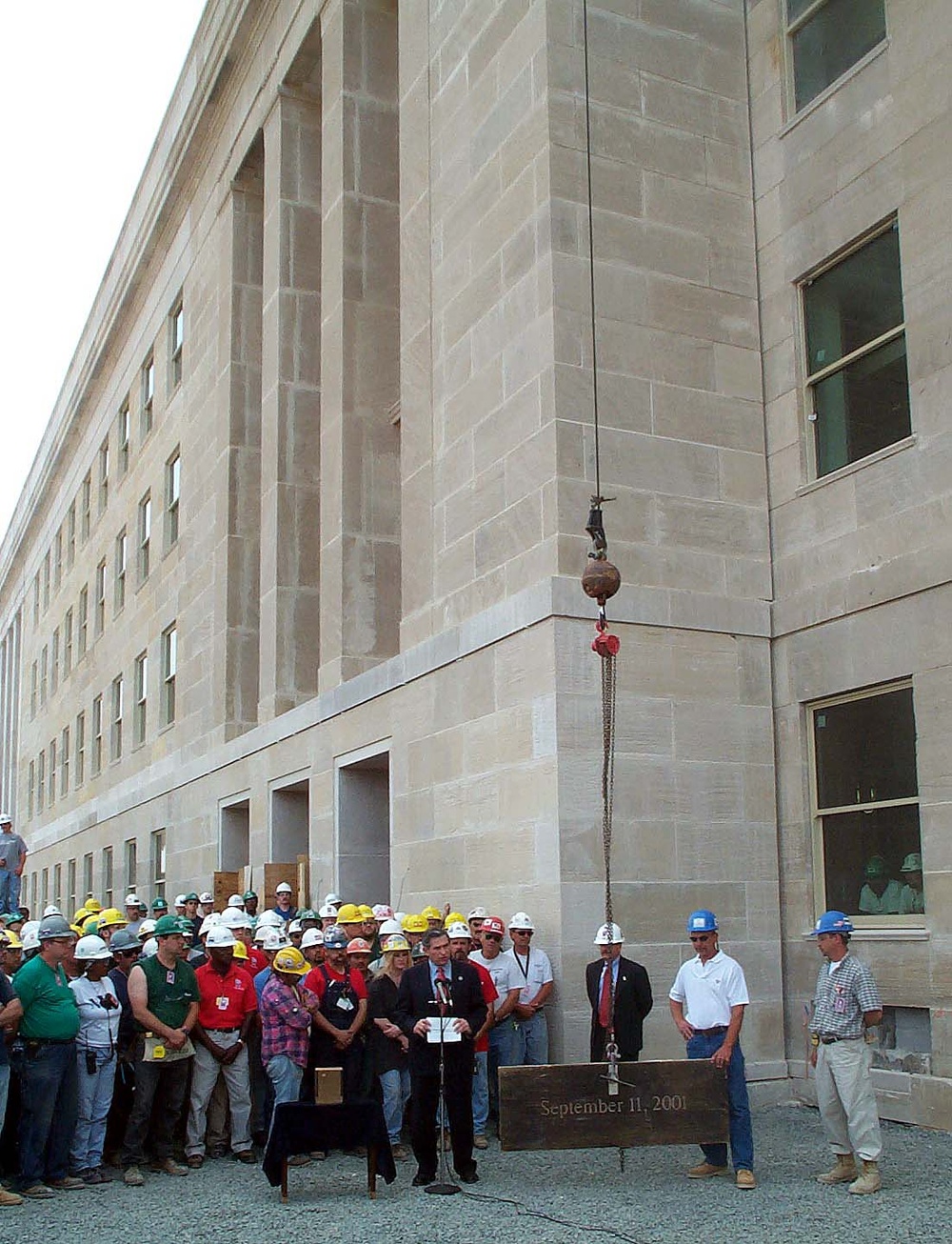 DVIDS - Images - Wolfowitz Marks Completion of Pentagon Reconstruction ...