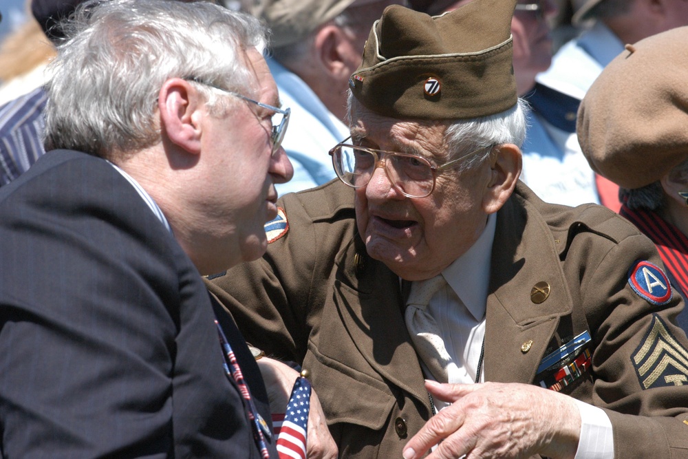 DVIDS - News - A Grateful Nation Honors World War II Vets on V-E Day