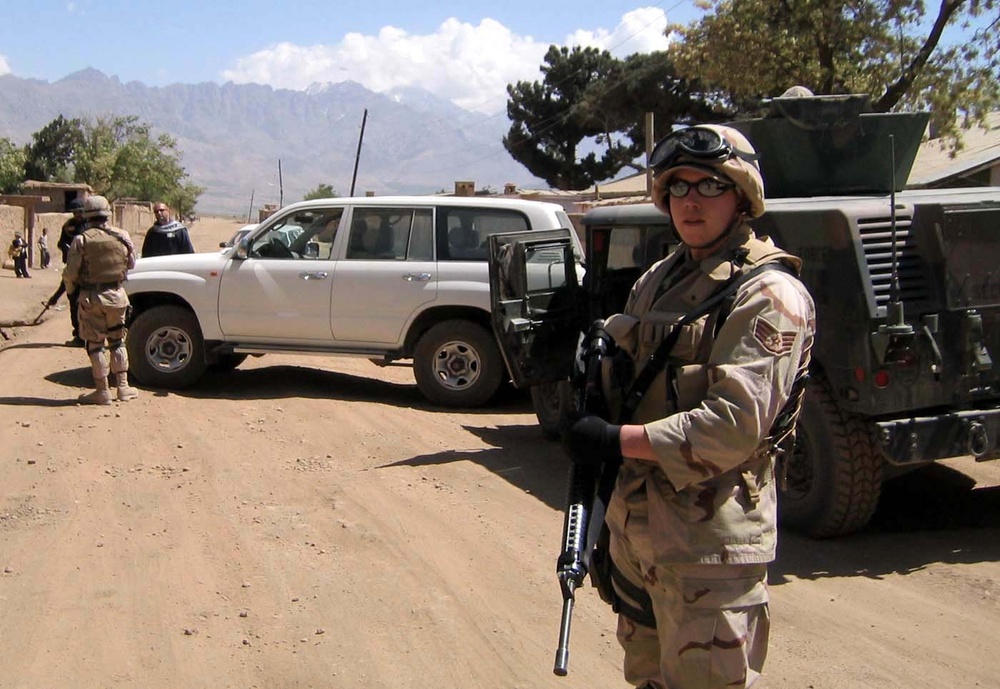DVIDS - News - Security Forces Help Keep Convoys Safe in Afghanistan