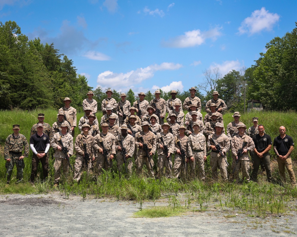 DVIDS - Images - Alpha Company Marksmanship with Marine Corps Shooting ...