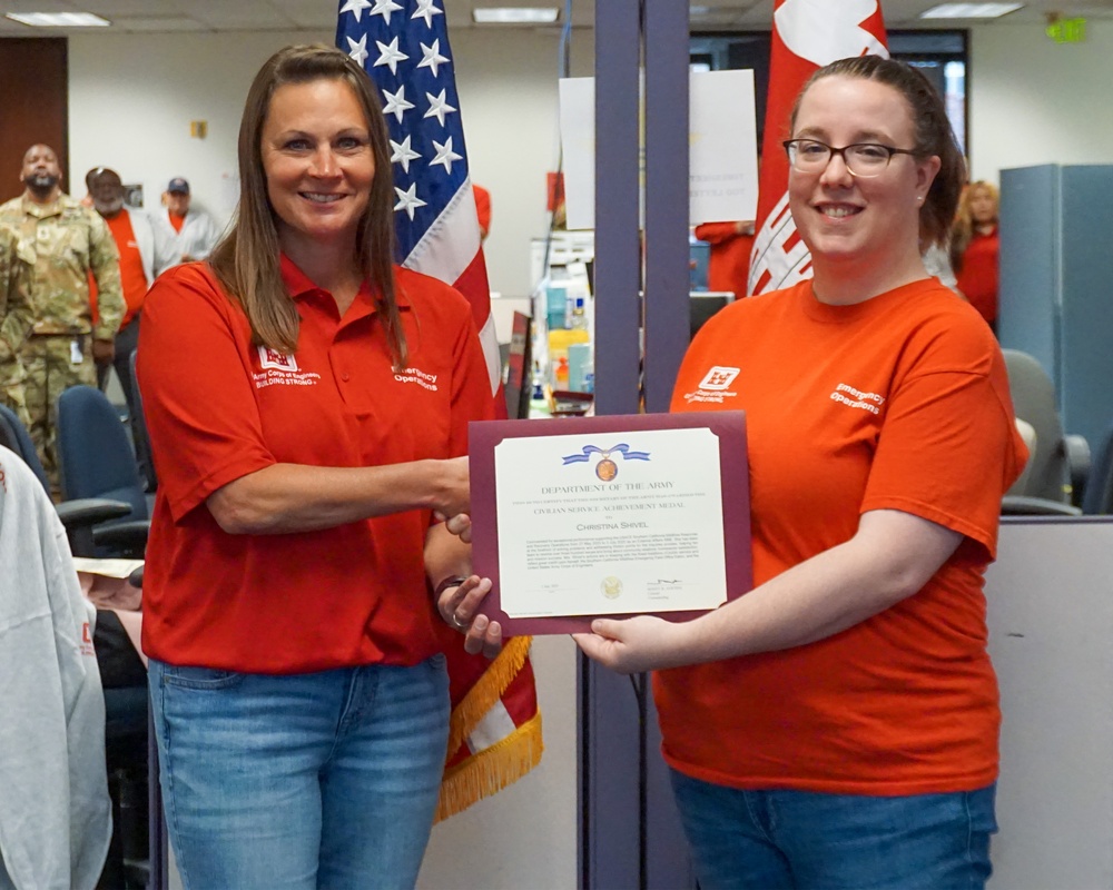 DVIDS - Images - USACE employee receives Civilian Service Achievement Medal