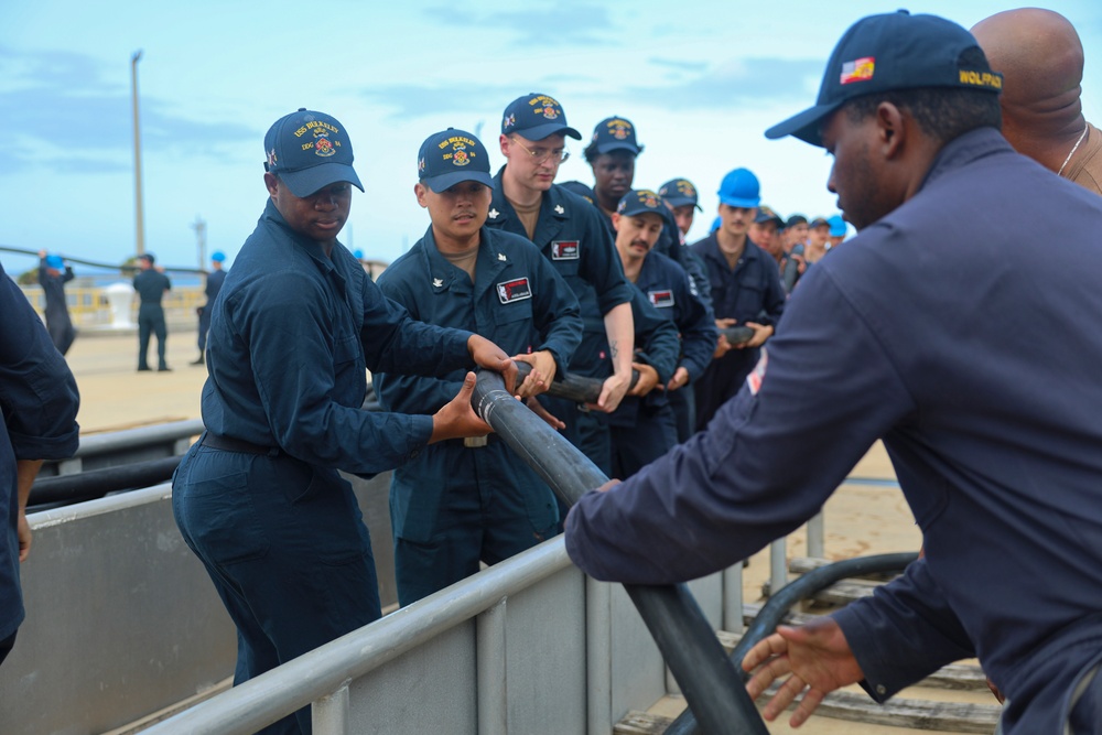DVIDS - Images - USS Bulkeley Sailors stow shore power cables in ...