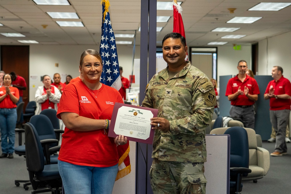 DVIDS - Images - USACE employee receives Civilian Service Commendation ...
