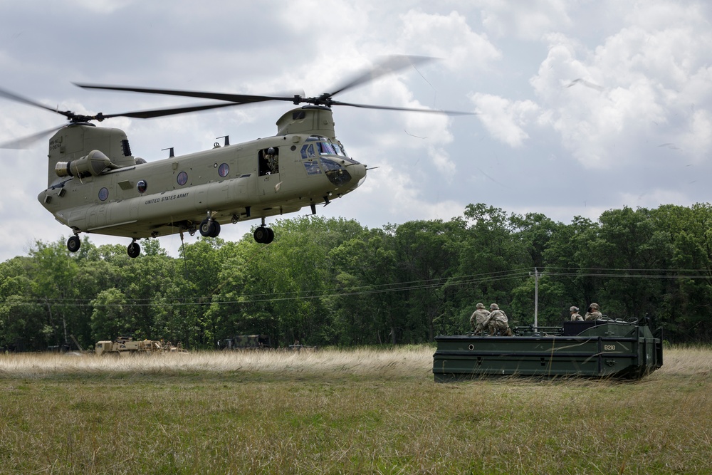 DVIDS - Images - South Dakota Army National Guard conducts sling load ...