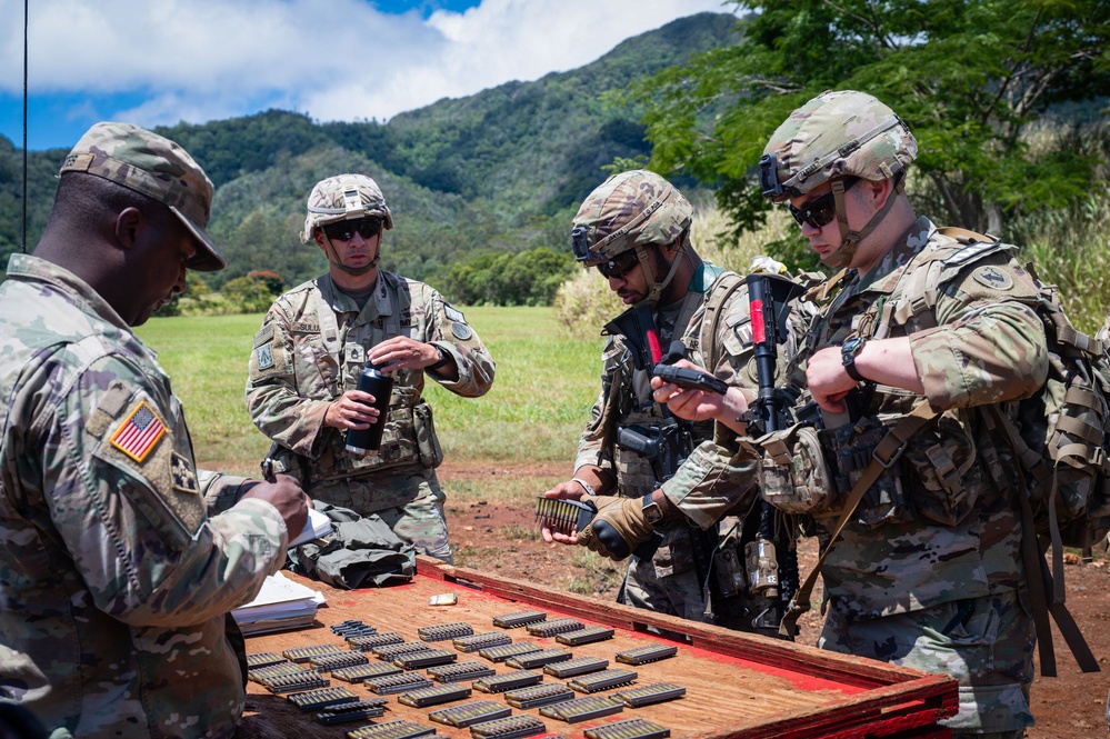 DVIDS - Images - 2025 USARPAC Best Squad Competition M4 Zero Range ...