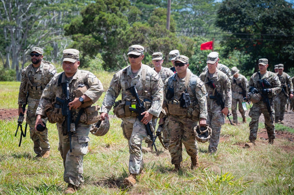 DVIDS - Images - 2025 USARPAC Best Squad Competition M4 Zero Range ...