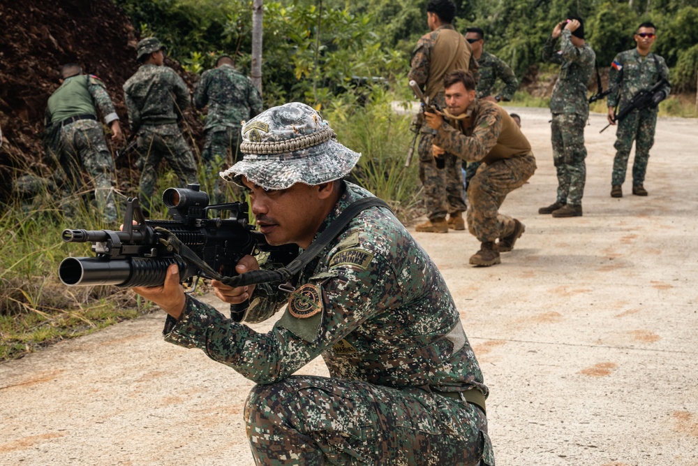 DVIDS - Images - ACD 25.3: MRF-D 25.3 and PMC conduct frag battle ...