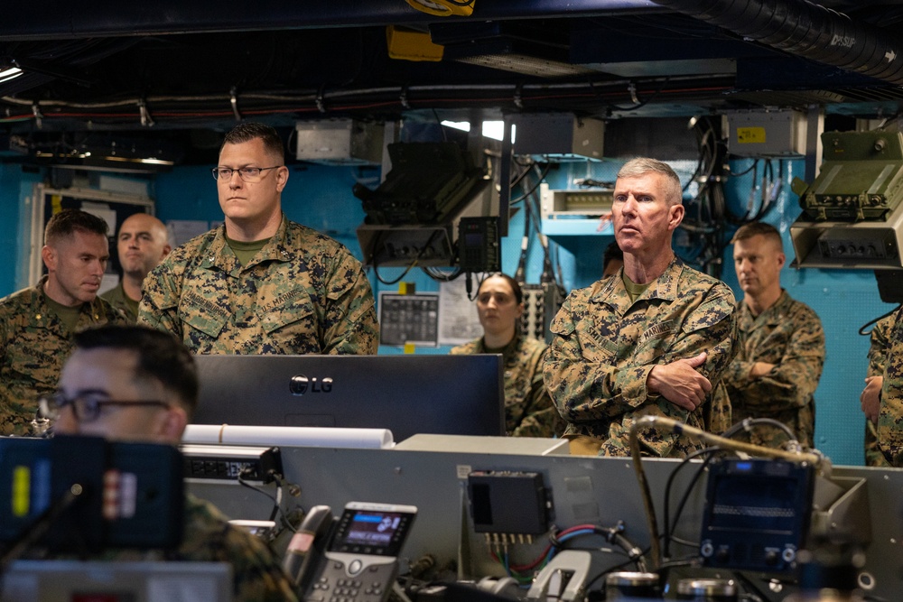 DVIDS - Images - Commandant, Gen. Eric Smith visits USS Iwo Jima 22nd ...