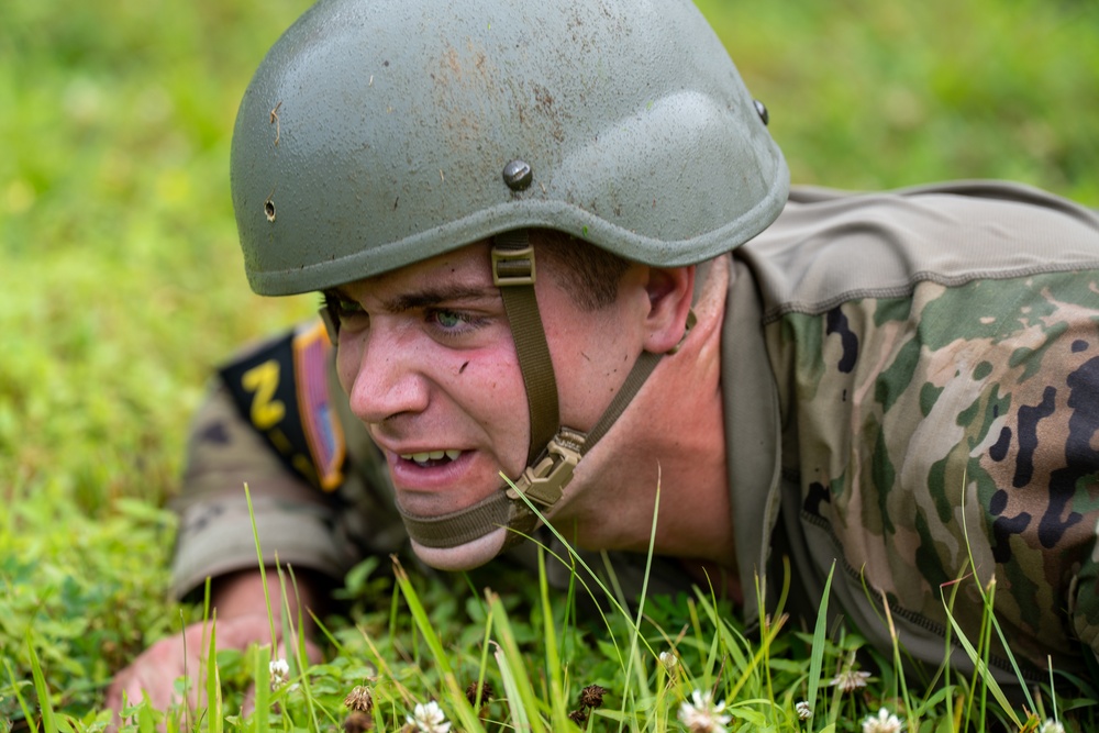DVIDS - Images - Low Crawling [Image 4 of 4]