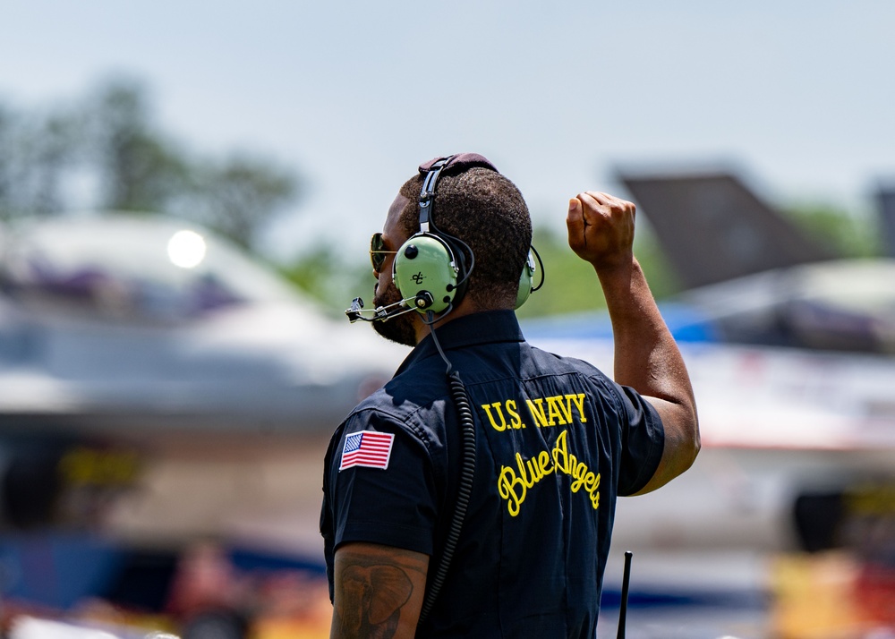 DVIDS - Images - The U.S. Navy Flight Demonstration Squadron, the Blue ...