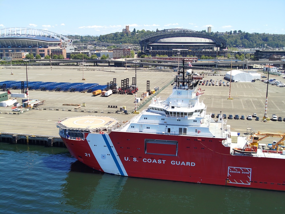 DVIDS - Images - USCGC Storis arrives in Seattle [Image 3 of 3]