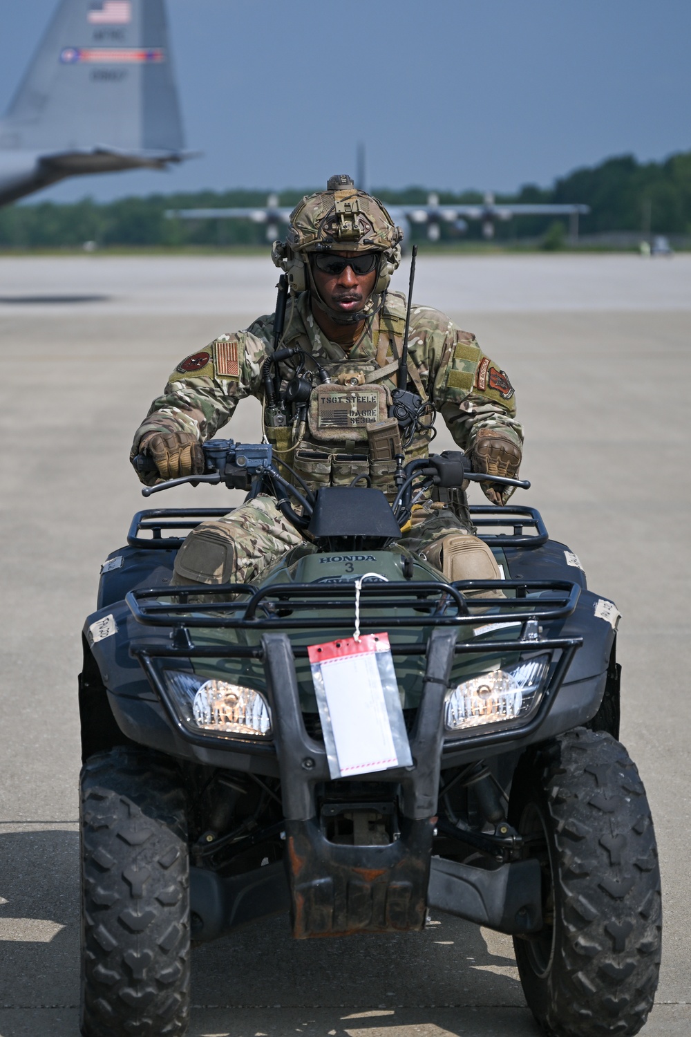 DVIDS - Images - IDLC25: Cadre hone in-flight security [Image 7 of 13]