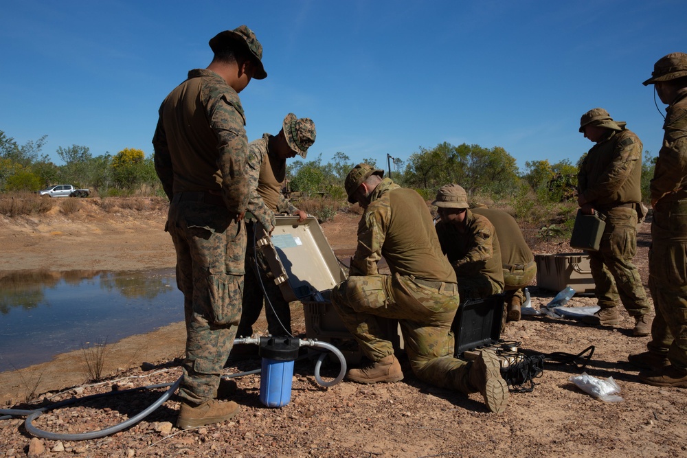 DVIDS - Images - Talisman Sabre 25: U.S. Marines conduct a water ...