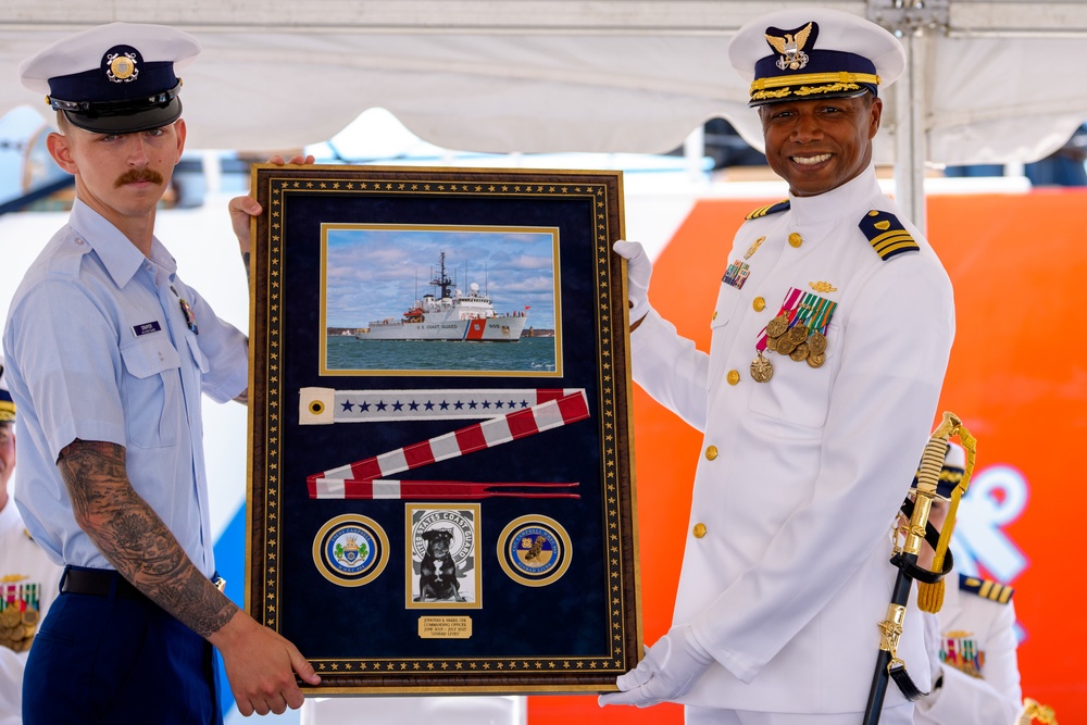 DVIDS - Images - Coast Guard Cutter Campbell holds change-of-command ...
