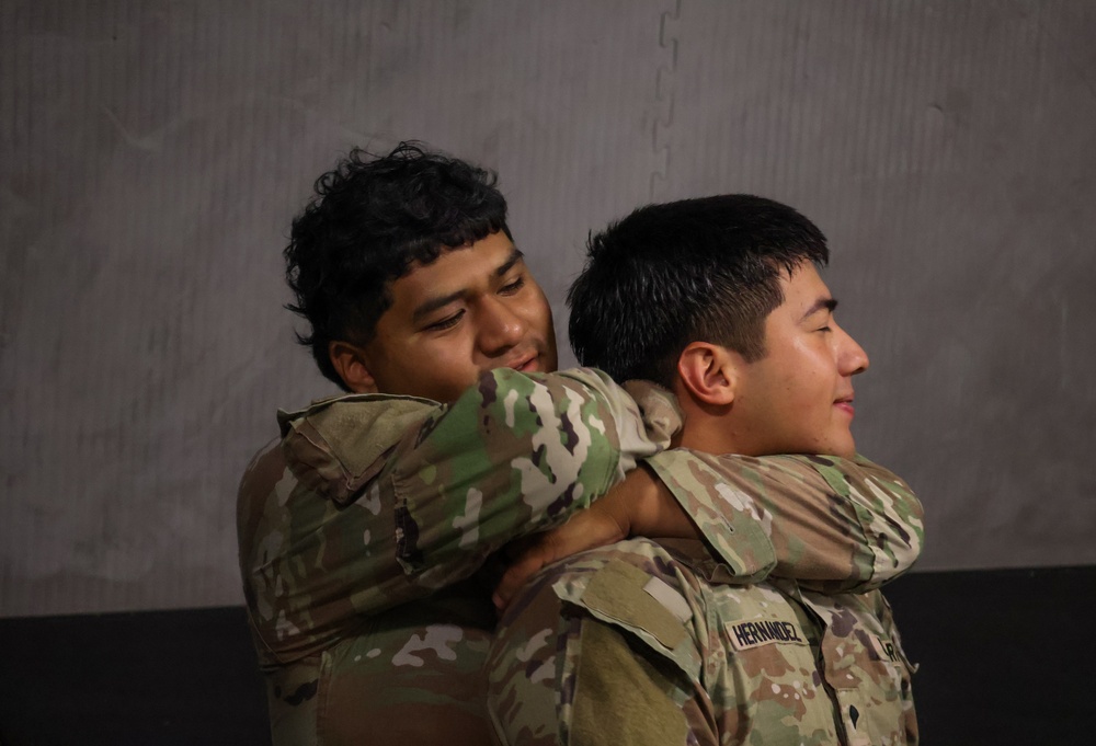 DVIDS - Images - 8th Military Police Brigade Combatives [Image 8 of 9]