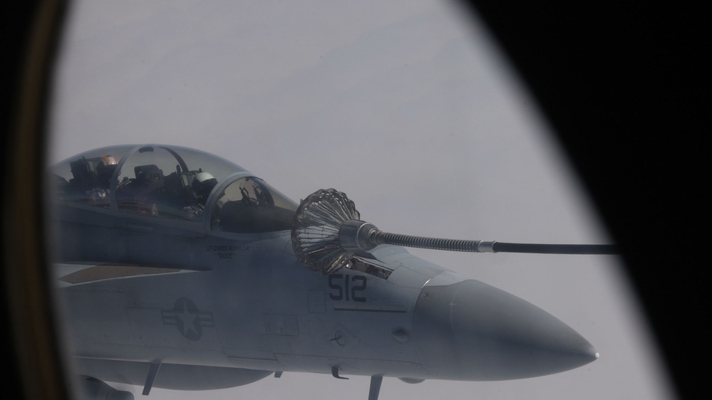 DVIDS - Images - VMGR-352 conducts aerial refueling operations during Red Flag Alaska [Image 5 of 6]