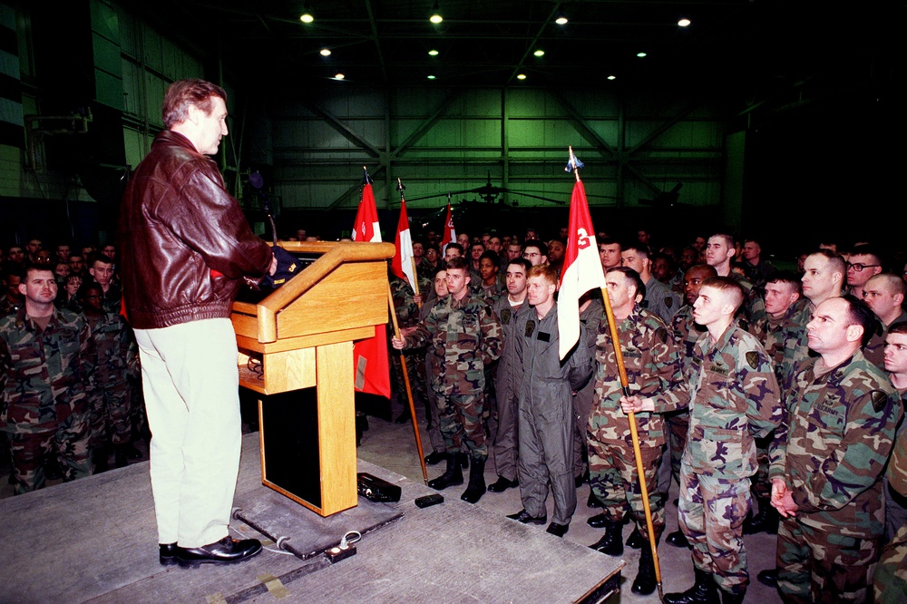 DVIDS - Images - Secretary of Defense Cohen addresses soldiers of the U ...
