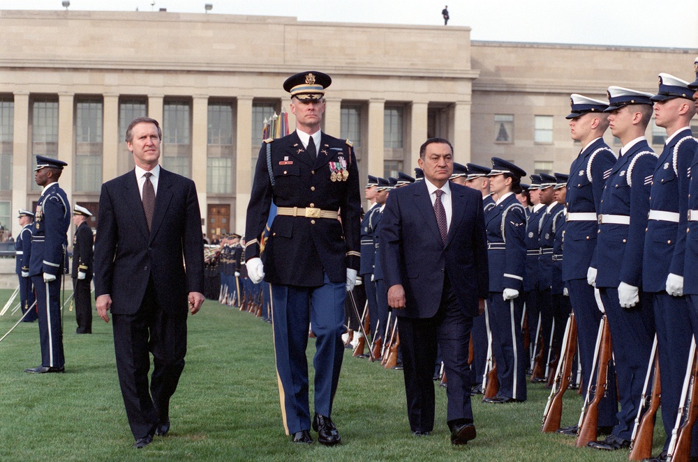 DVIDS - Images - Secretary of Defense Cohen joins Lt. Col. Charles ...
