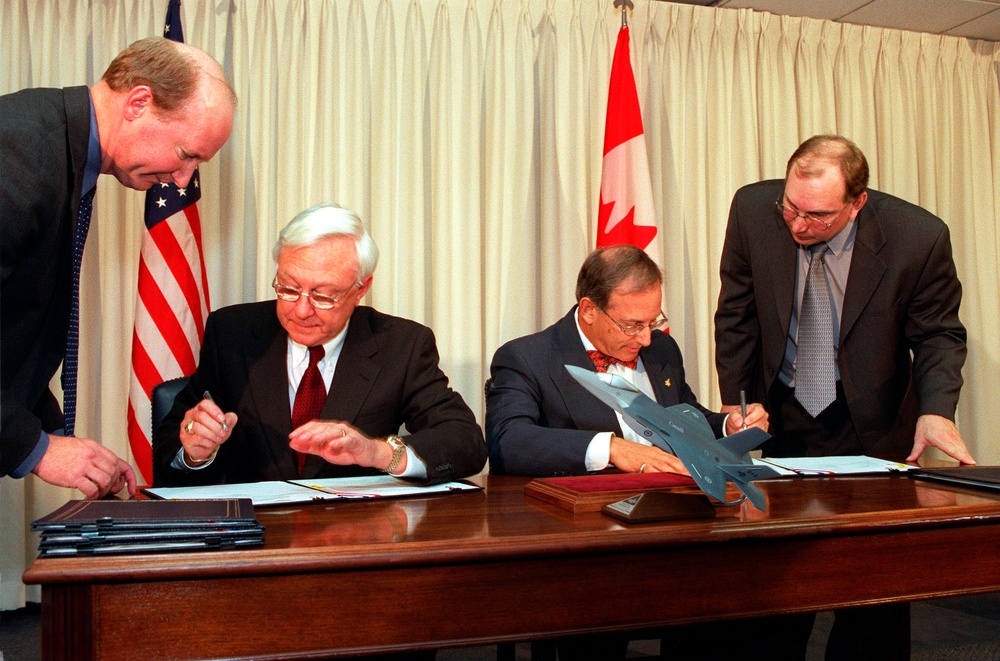 DVIDS - Images - Under Secretary Aldridge and Assistant Deputy Minister ...
