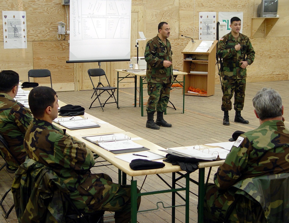 DVIDS - Images - Staff Sgt. Fournier instructs Free Iraqi Forces ...