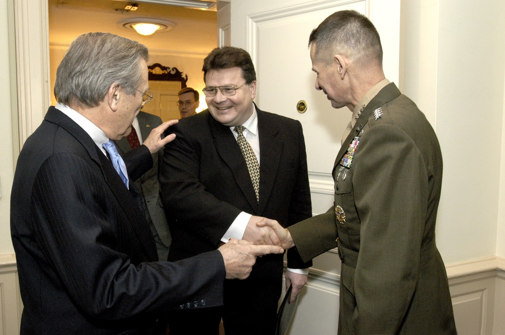 DVIDS - Images - Secretary Rumsfeld introduces Lithuanian Defense ...