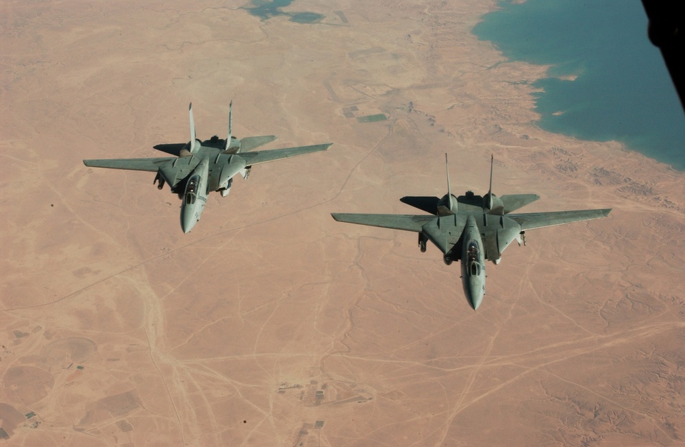 DVIDS - Images - A pair of U.S. Navy F-14B Tomcats soar over the Iraqi ...