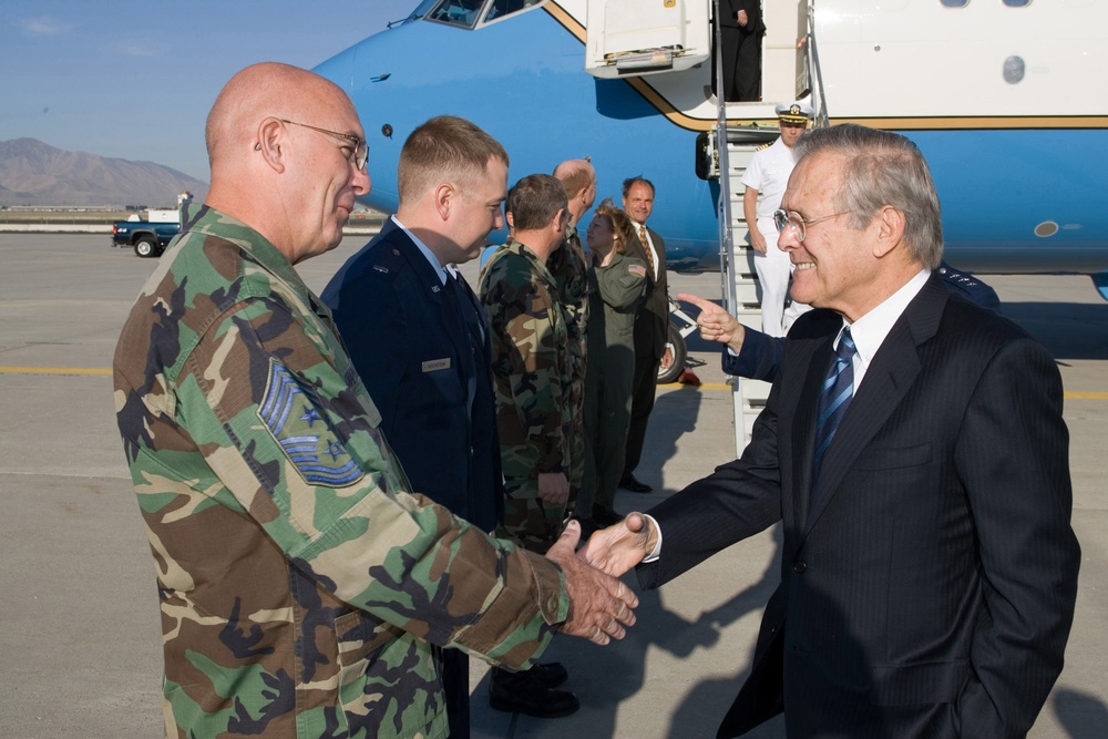 DVIDS - Images - Chief Master Sgt. Allen E. Chapman welcomes Secretary ...