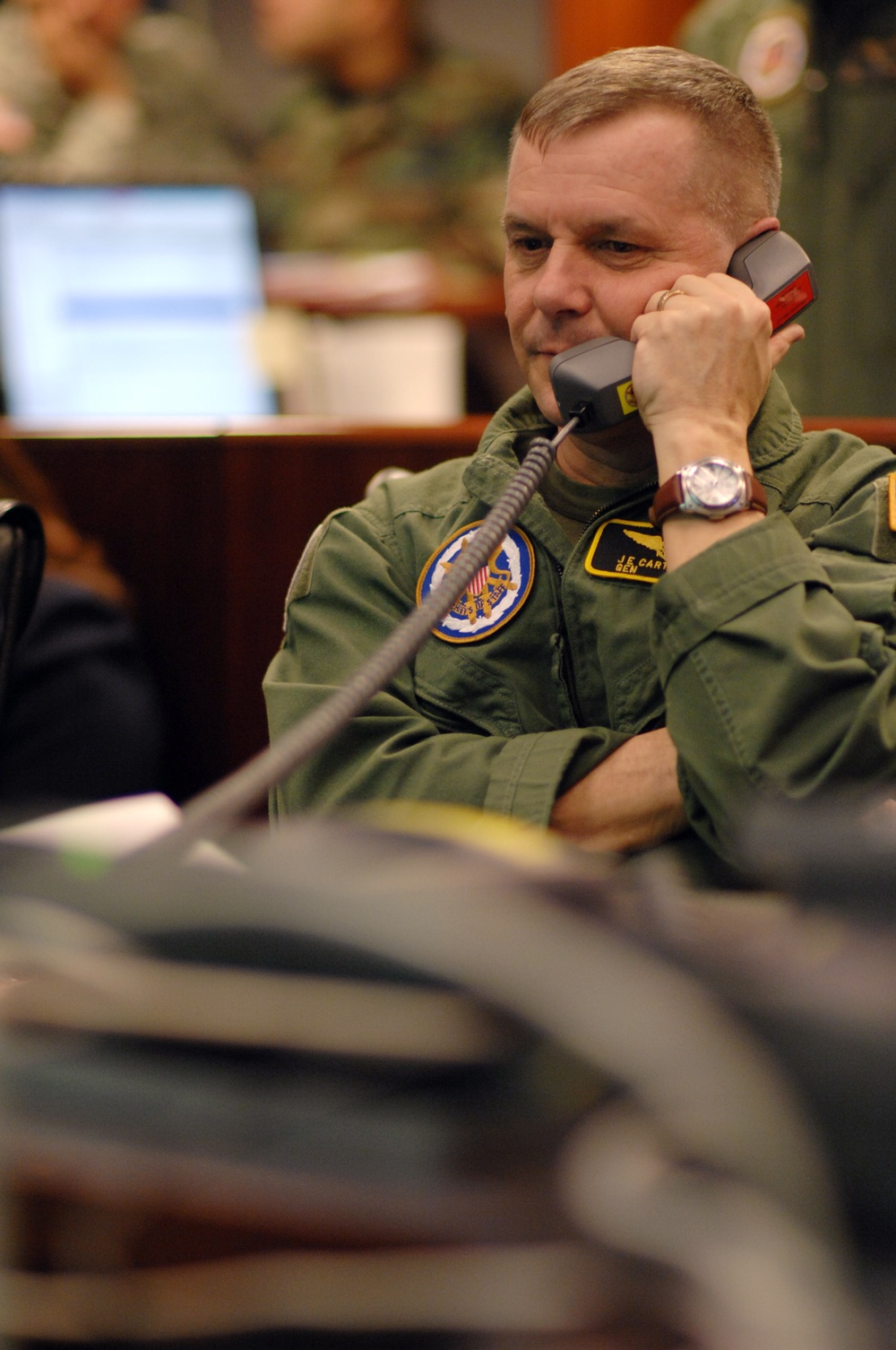DVIDS - Images - Gen. James E. Cartwright informs Secretary Gates of ...