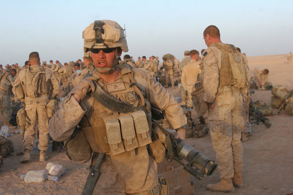 DVIDS - Images - U.S. Marines prepare to board CH-53D Sea Stallion and ...