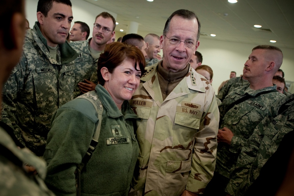 DVIDS - Images - Adm. Mike Mullen poses for photos with soldiers in Kabul.