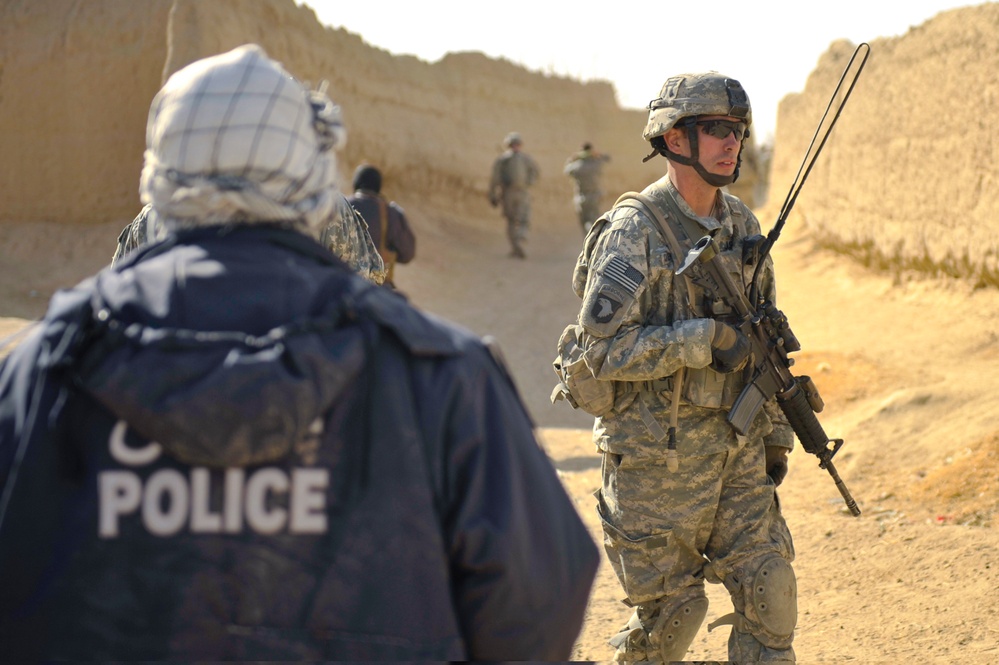 DVIDS - Images - Capt. Justin Quisenberry conducts a joint patrol with ...