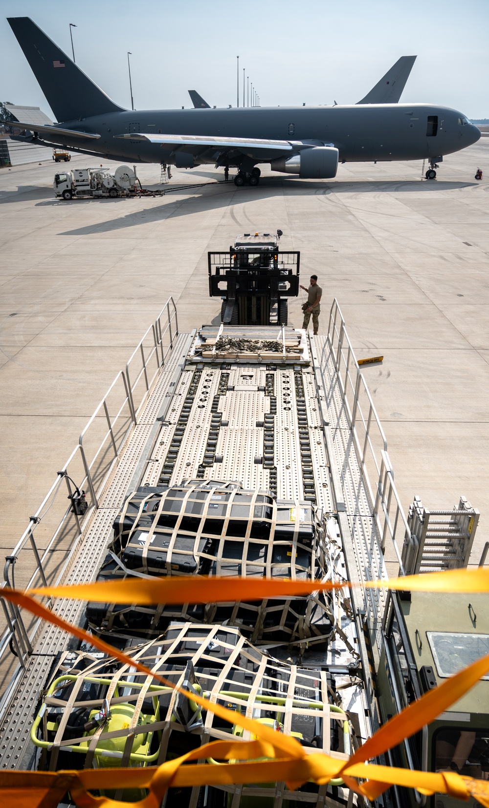 DVIDS - Images - U.S. Air Force, Royal Australian Air Force airmen load ...