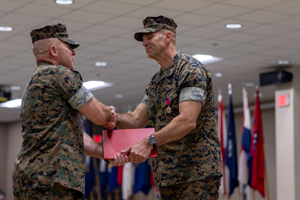 DVIDS - Images - School of Infantry – East Change of Command [Image 3 of 7]
