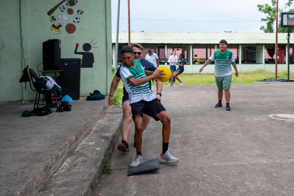 DVIDS - Images - USNS Comfort Plays Kickball During CP25 [Image 4 of 5]