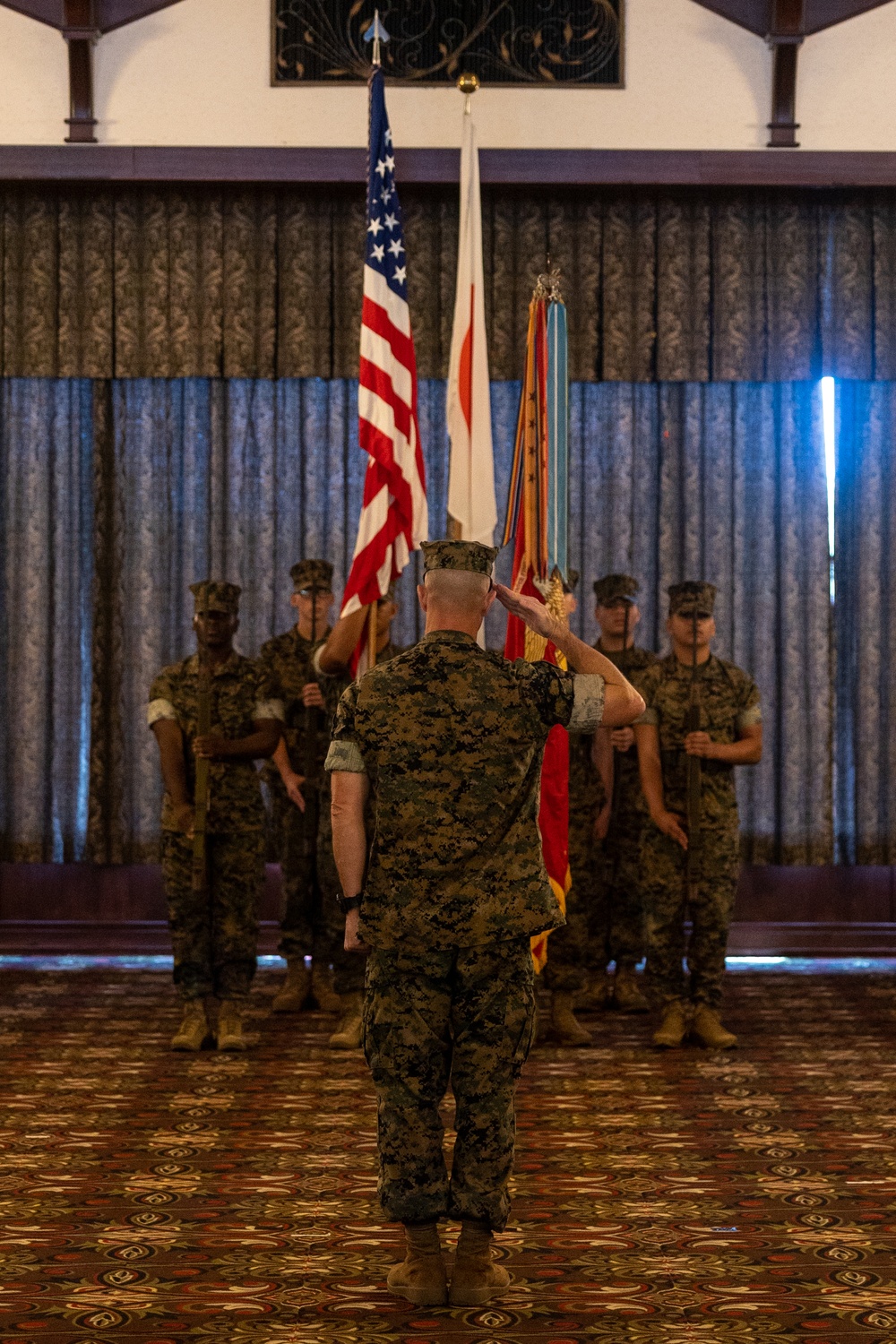 DVIDS - Images - 3d Marine Division Change of Command Ceremony [Image 8 of 10]