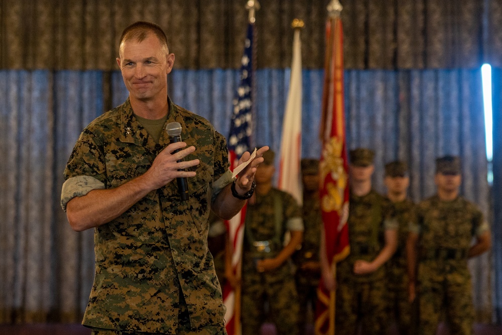 DVIDS - Images - 3d Marine Division Change of Command Ceremony [Image 9 of 10]
