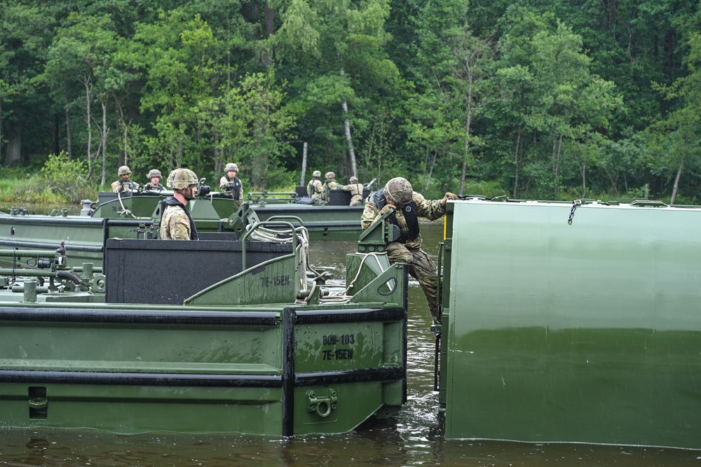 DVIDS - Images - 809th MRBC loaf retrieval procedures [Image 12 of 13]