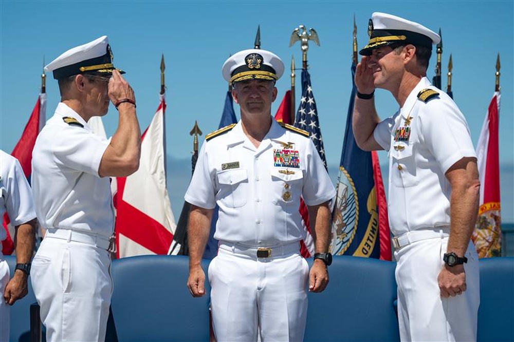 DVIDS - News - Naval Special Warfare Group 11 Holds Change of Command Ceremony